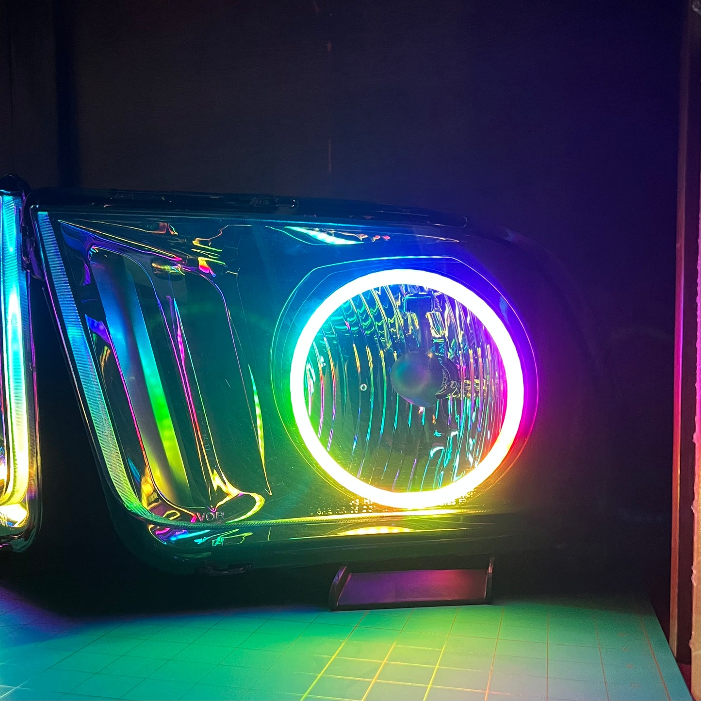 (V2) 2005-09 Mustang RGB Halo Headlights – Simply Built